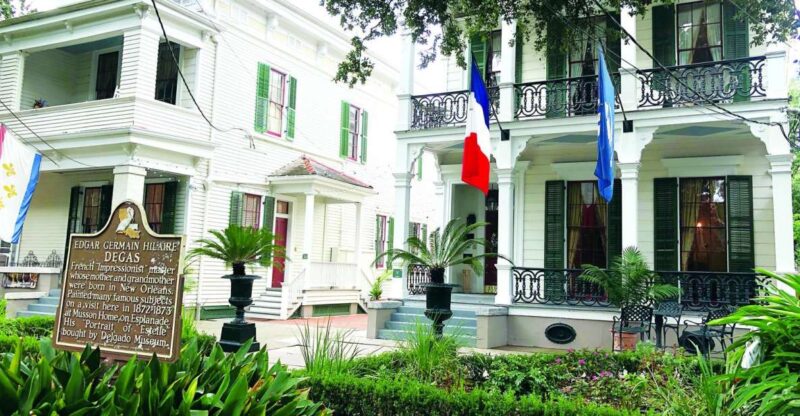 New Orleans: 2-Hour 15-Minute City and Cemetery Tour by Bus - What the Reviews Say