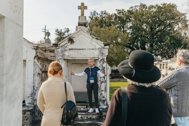 New Orleans: City and Cemetery Bus Tour Garden District Walk - Key Points
