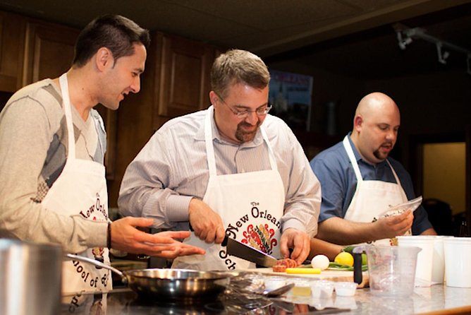 New Orleans Cooking Class and Cocktail Walking Tour - Cocktail Walking Tour Overview