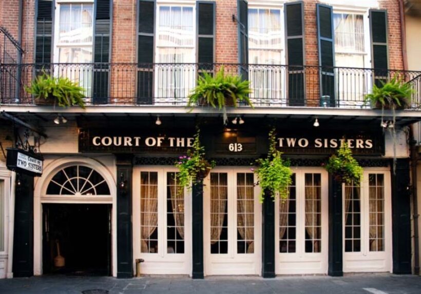 New Orleans: 'Court of Two Sisters' Jazz Brunch Buffet - FAQs
