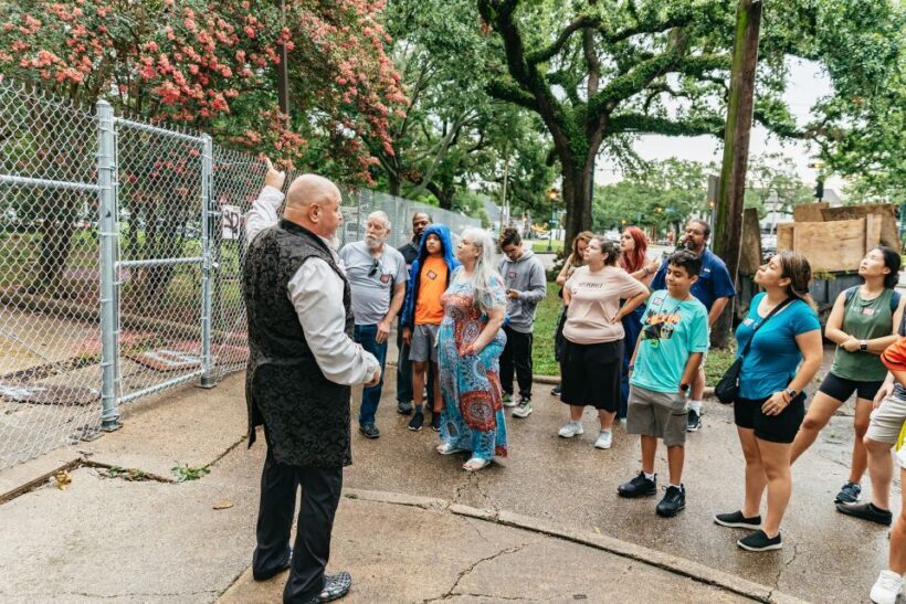 New Orleans: Dead of Night Ghosts and Cemetery Bus Tour - The Sum Up