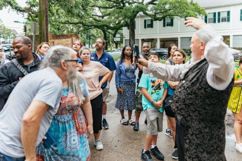 New Orleans: Dead of Night Ghosts and Cemetery Bus Tour - FAQ