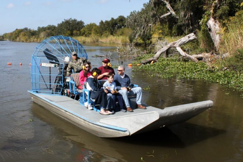 New Orleans: Destrehan Plantation & Airboat Combo Tour - A Scenic Drive Out of the City