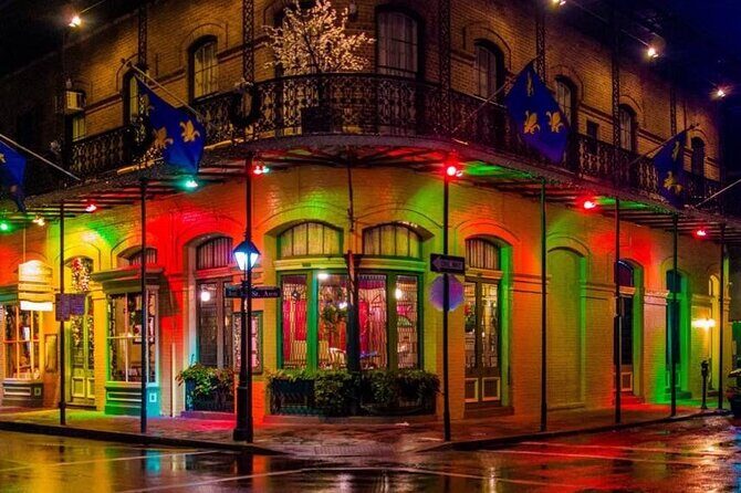 New Orleans French Quarter: Seasonal Christmas Tour - Considerations and Limitations