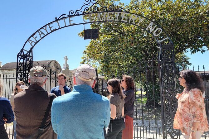 New Orleans' Garden District 2 Hour Walking Tour (Small Group) - Why Travelers Love This Tour