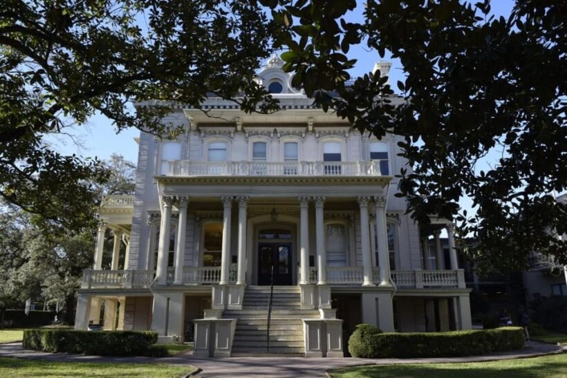 New Orleans: Garden District Walking Tour - The Architectural and Historical Highlights