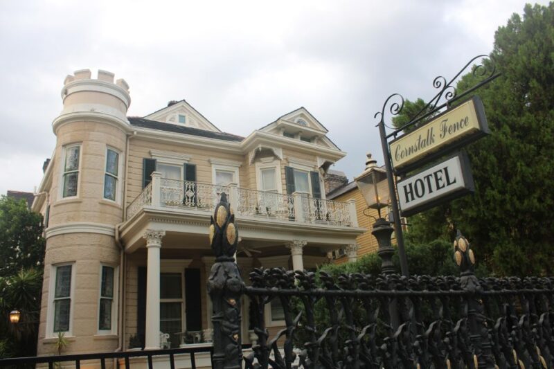 New Orleans: Ghosts & Spirits Interactive Walking Tour - Who Will Love This Tour?