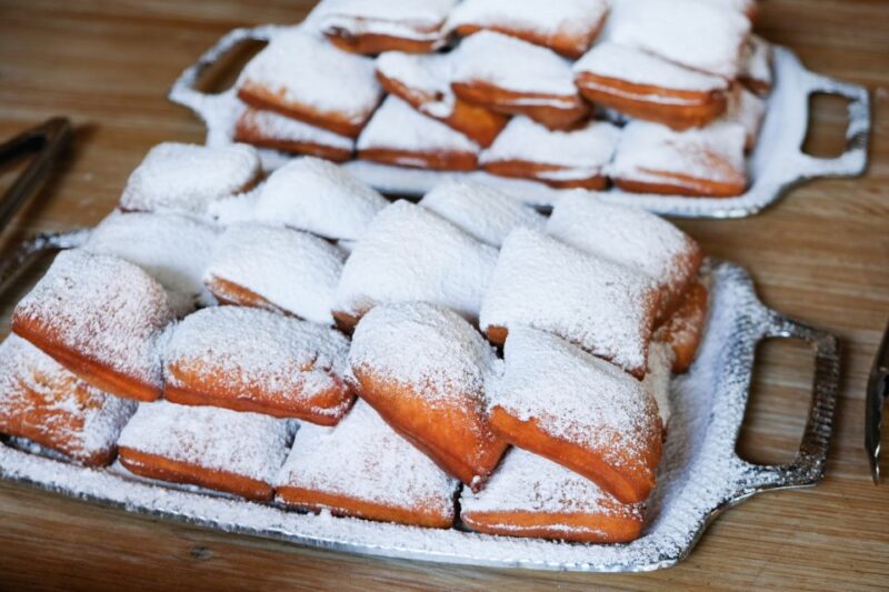 New Orleans: Guided Delicious Beignet Tour with Tastings - Key Points