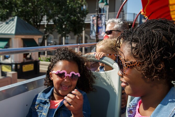 New Orleans Hop-On Hop-Off and Garden District Walking Tour - Customer Reviews and Experiences