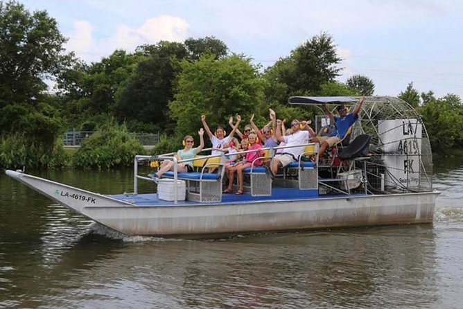 New Orleans Large Airboat Swamp Tour - Tour Experience