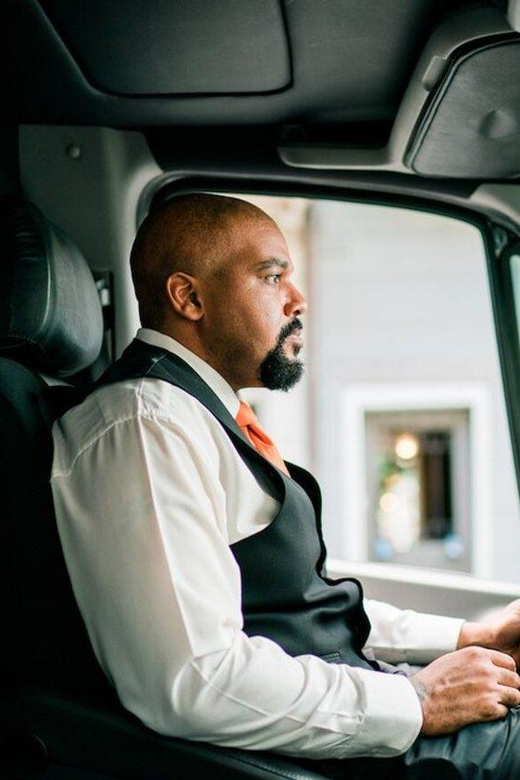 New Orleans: Luxury Limousine Transportation Service - Key Points