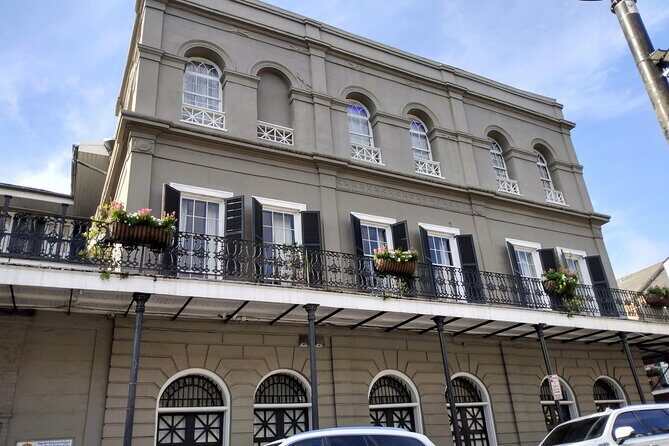 New Orleans Spooky Spirits Haunted Pub Crawl and Ghost Tour - Who Will Love This Tour?
