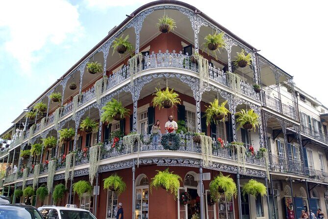 New Orleans Spooky Spirits Haunted Pub Crawl and Ghost Tour - The Sum Up