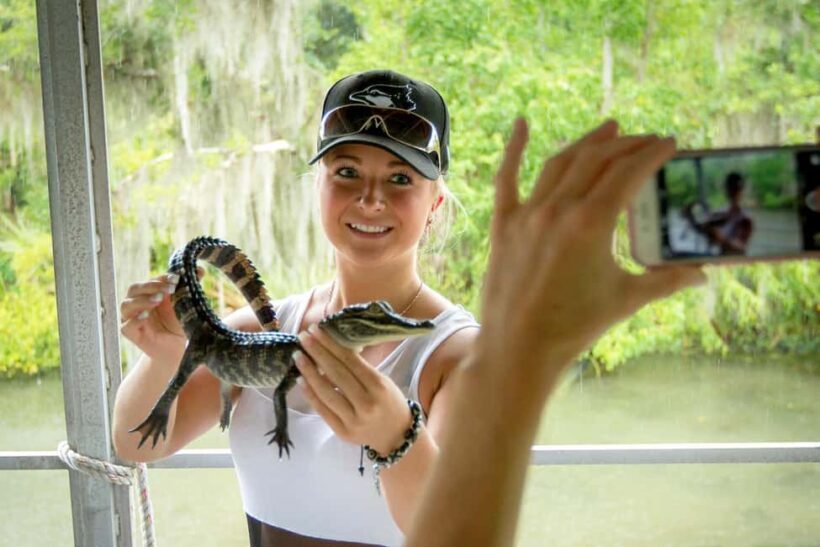 New Orleans: Swamp Boat Ride & Oak Alley Plantation Tour - A Deep Dive into the Itinerary