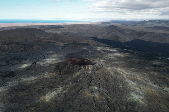 New Volcanic Eruption Area Helicopter Tour in Iceland - Key Highlights of the Tour