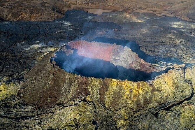 New Volcanic Eruption Area Helicopter Tour in Iceland - What to Expect During the Flight