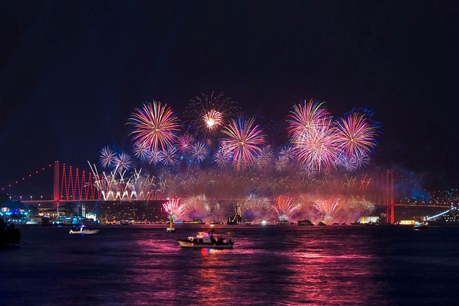 New Year's Eve dinner cruise & party on Bosphorus, Istanbul 2026 - FAQ