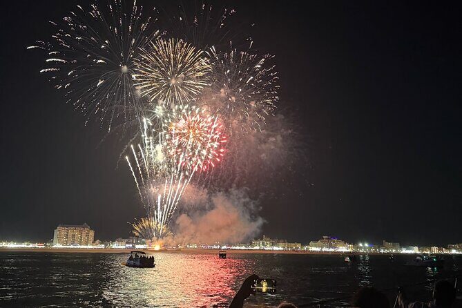 New year's Eve Fireworks Cruise aboard the Sea Rocket - The Itinerary: What Youll See and Do