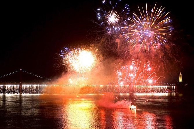 New Years Eve on a Boat With Champagne and Fireworks! - Cancellation and Refund Policy