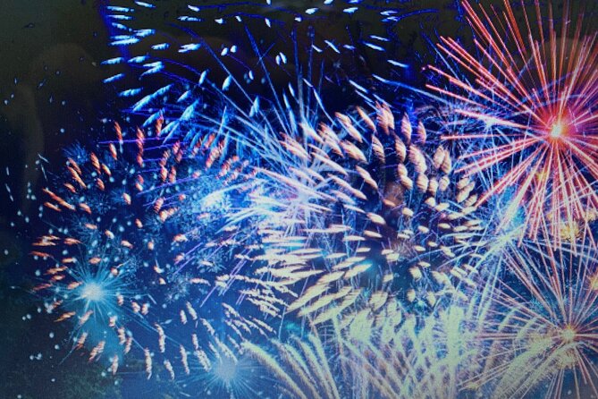 New Year's Eve on a Sailboat with Fireworks display in Lisbon - The Experience: A Deep Dive into the Itinerary