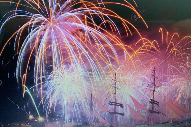 New Year's Eve on a Sailboat with Fireworks display in Lisbon - FAQ