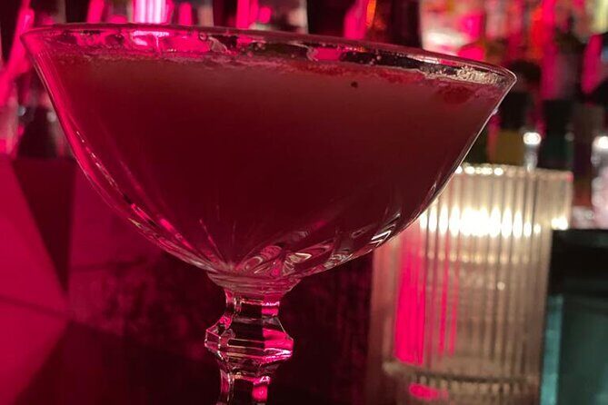 New Year's Eve Open Bar and Ball Drop View NYC - Who Should Consider This Tour?