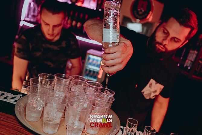 New Years Eve Pub Crawl With 2 Hour Unlimited Alcohol + VIP Entry To Best Clubs - Featured Clubs and Bars With VIP Access