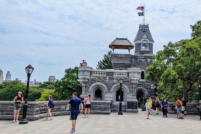 New York Central Park Scavenger Hunt Walking Tour and Game - Exploring Central Park with a Smartphone