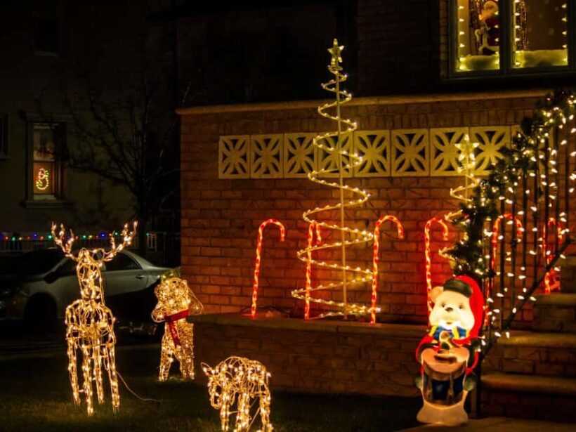 New York Christmas Lights Tour by BUS - Key Points
