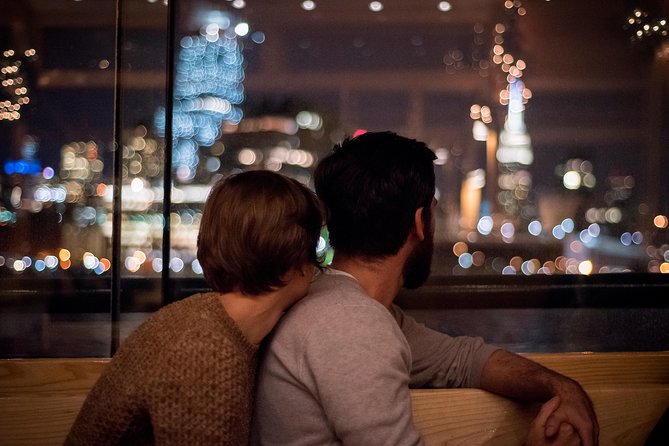 New York City Bright Lights Skyline Cruise on Yacht - Onboard Amenities and Atmosphere