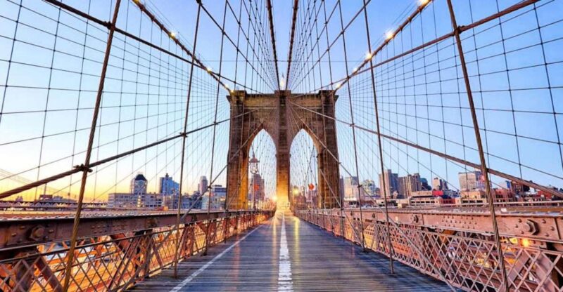 New York City: Brooklyn Bridge and Dumbo Walking Tour - An In-Depth Look at the Brooklyn Bridge and Dumbo Tour