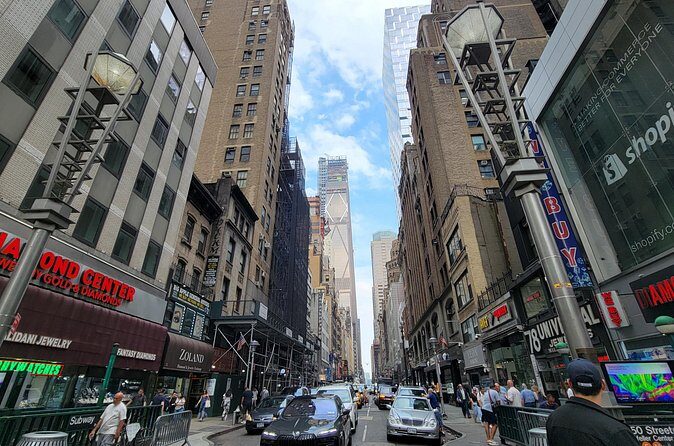 New York City Diamond Walking Adventure - Analyzing the Value