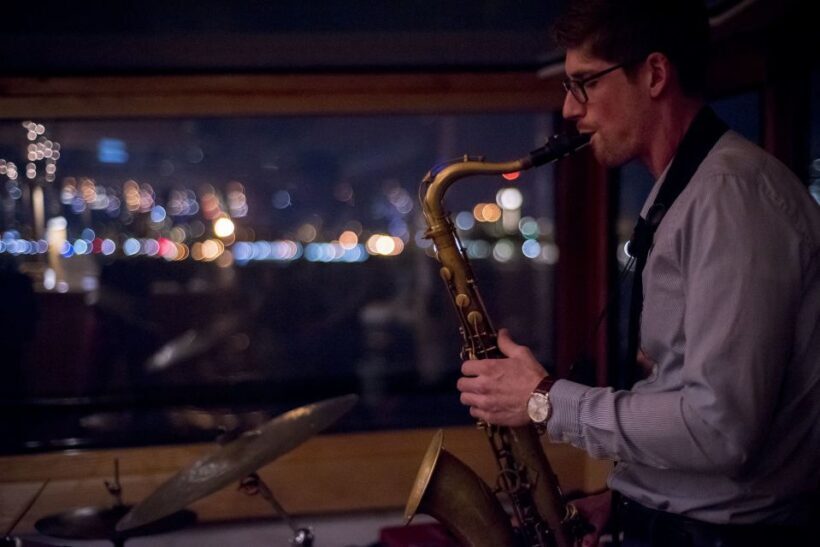 New York City: Holiday Jazz Classic Motor Yacht Cruise - Practical details