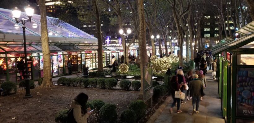 New York City: Holiday Lights Extravaganza Walking Tour - Why Choose This Tour?
