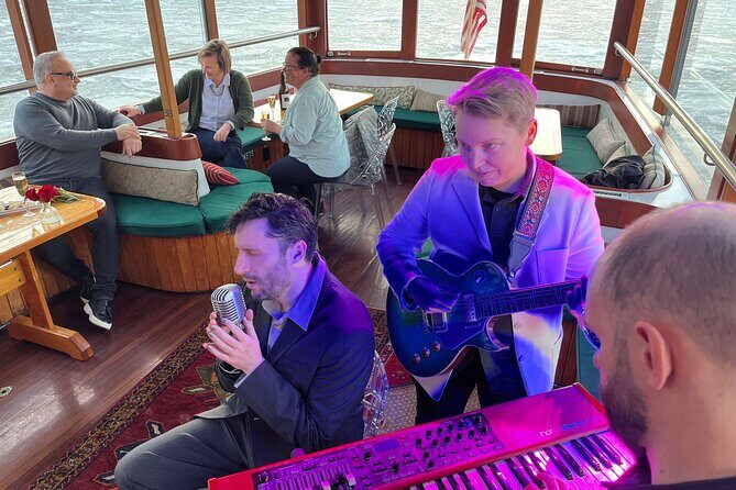 New York City Live Music Sightseeing Serenade Cruise - The Itinerary: What You Can Expect