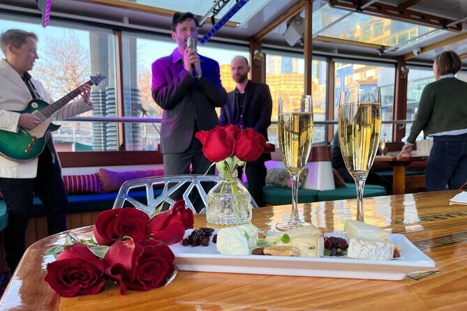 New York City Live Music Sightseeing Serenade Cruise - Authentic Reviews & Traveler Impressions