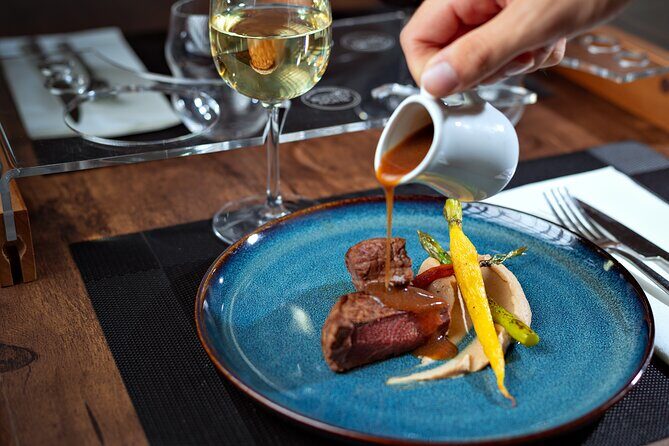 New York City Luxury 4-course Lunch Bus Tour - The Sum Up: Who Is This Tour Best For?