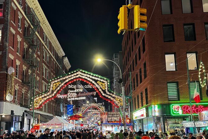 New York City: Mafia History in Little Italy Walking Tour w/NYPD - Food and Drink: A Full Meal Included