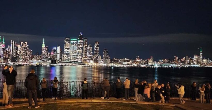 New York City Night Views - A panoramic hop-on-hop-off tour - What’s Included and What’s Not