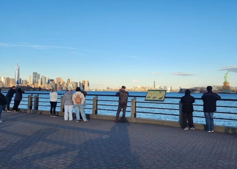 New York City Night Views - A panoramic hop-on-hop-off tour - Meeting Point and Logistics