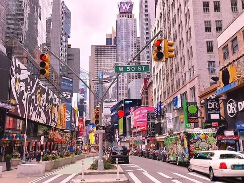 New York City: Private Manhattan Limousine Tour - FAQs