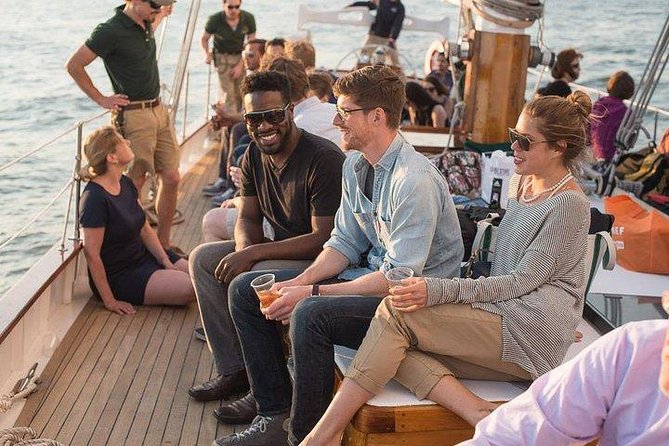 New York City Sailboat Day Cruise to the Statue of Liberty - Meeting Point and Cruise Duration