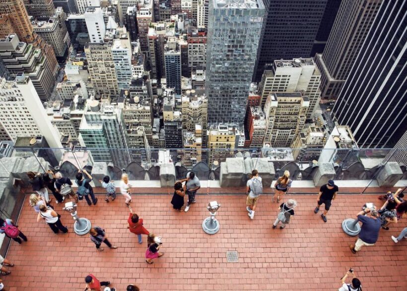 New York City: Sightseeing Walking Tour with Food Tastings - Who Would Enjoy This Tour?