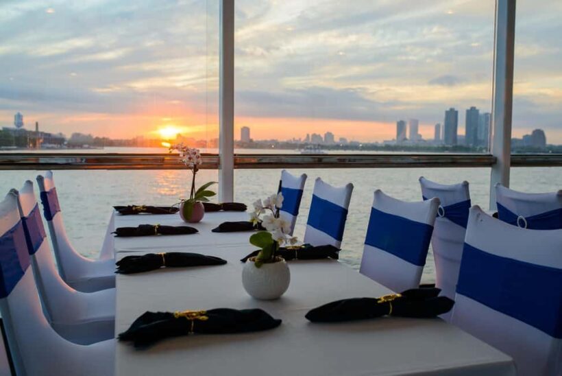 New York City: Signature Dinner Cruise on the Eternity - Key Points