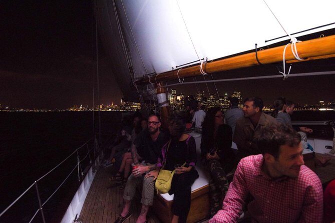 New York City Skyline Lights Sail - The Sum Up: Who Should Consider This Experience?