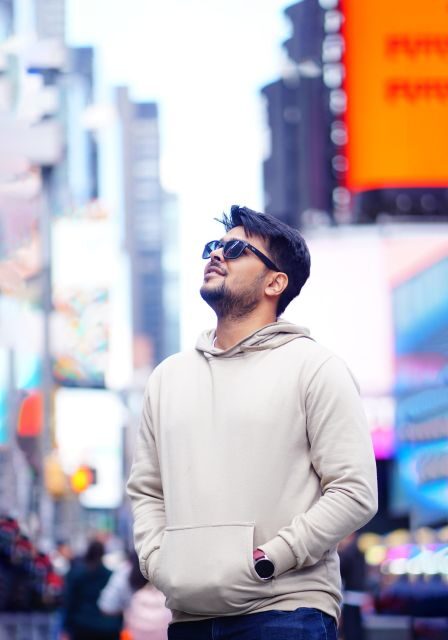 New York City: Solo or Couples Photoshoot in Times Square! - Experience Funding and Accessibility