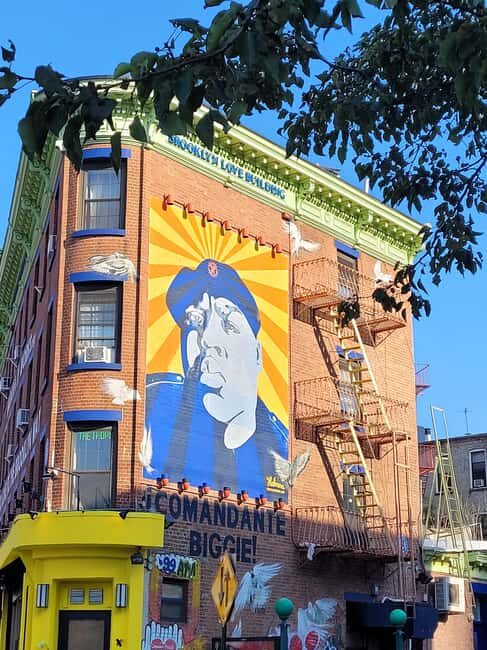 New York: Hip-Hop, Murals, Sports, and Dangerous Neighborhoods Tour - Starting Point and the First Impressions