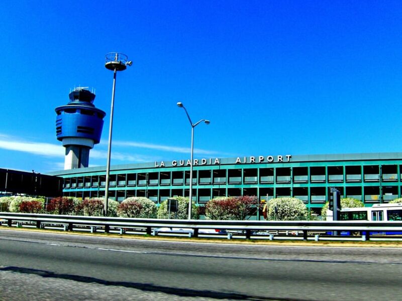 New York Manhattan:JFK EWR LGA Private Hotel Transfer - Key Points