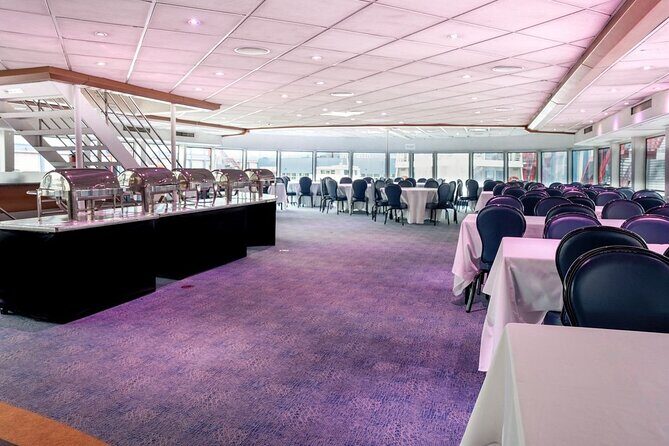 New York Signature Bottomless Mimosa Brunch in Cruise Pier 15 - Who Will Appreciate This Experience?