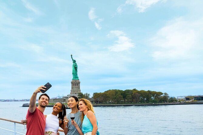 New York Signature Bottomless Mimosa Brunch in Cruise Pier 15 - FAQ